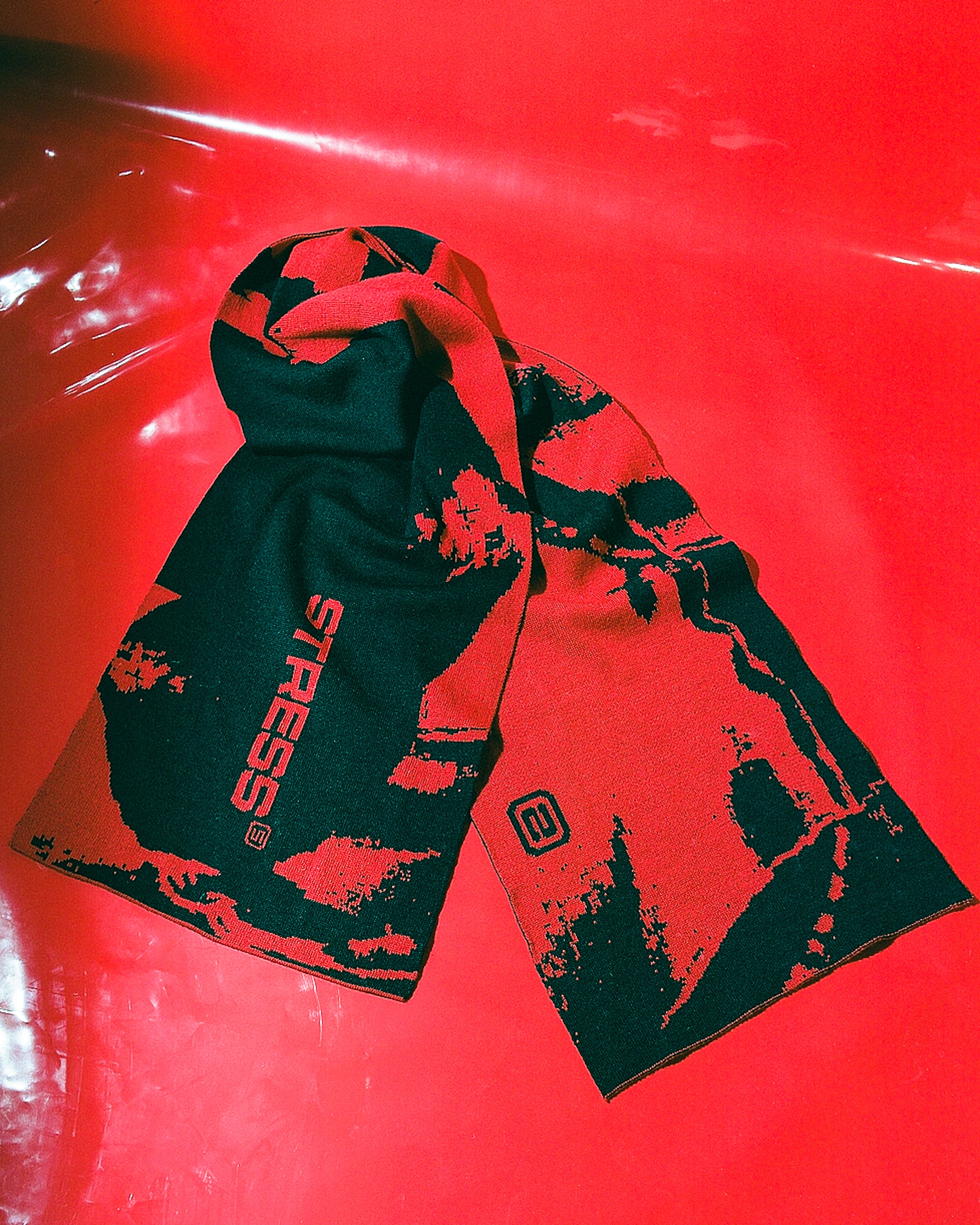 Scarf Red – STRESS STUDIO